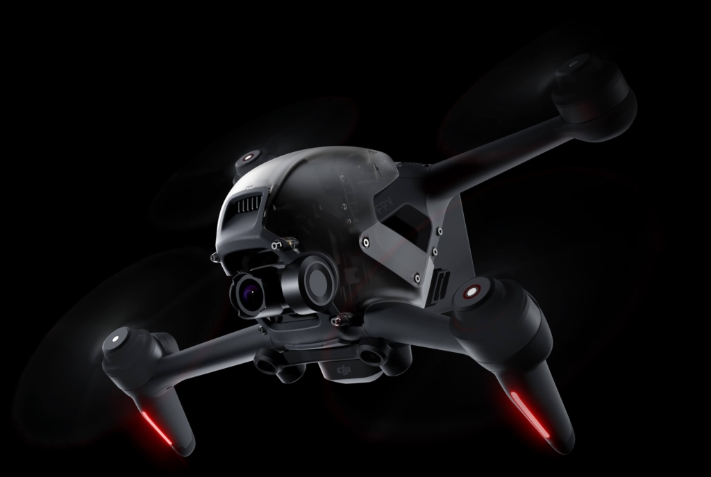 DJI FPV - O PRIMEIRO FPV DA EMPRESA FILMA EM 4K | Rush Vídeo